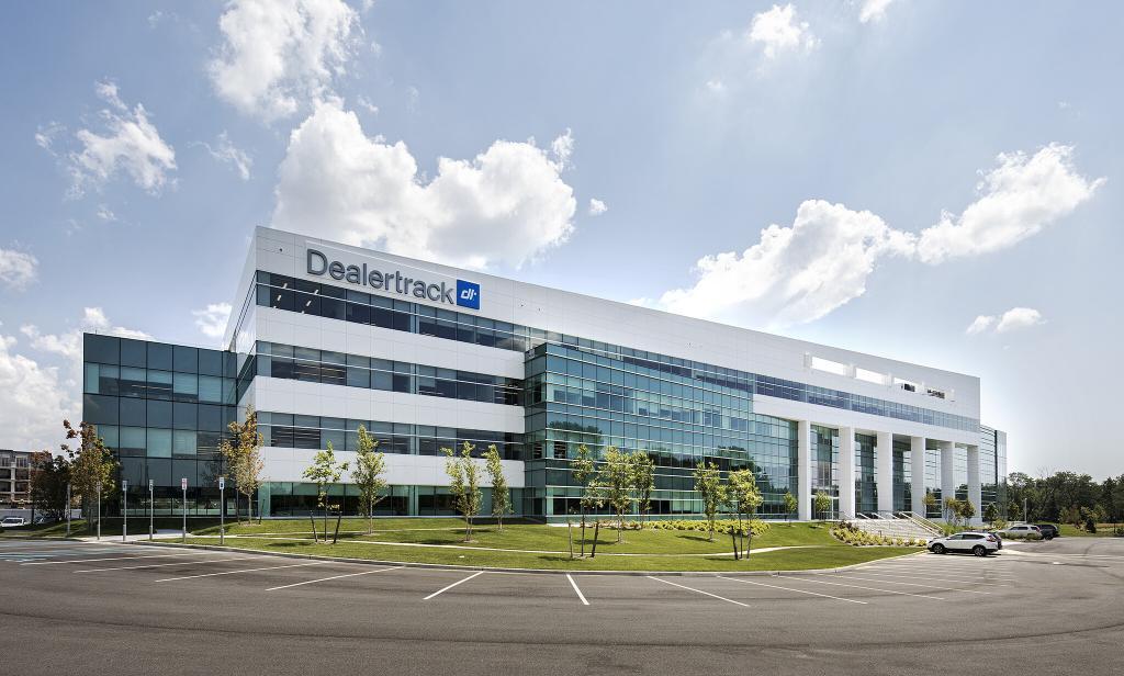 Dealertrack Technologies HQ - Fairview Architectural North America